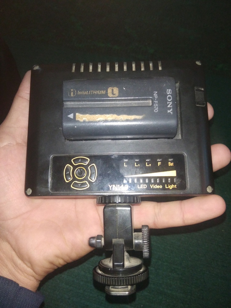 So'ny kamera 2200