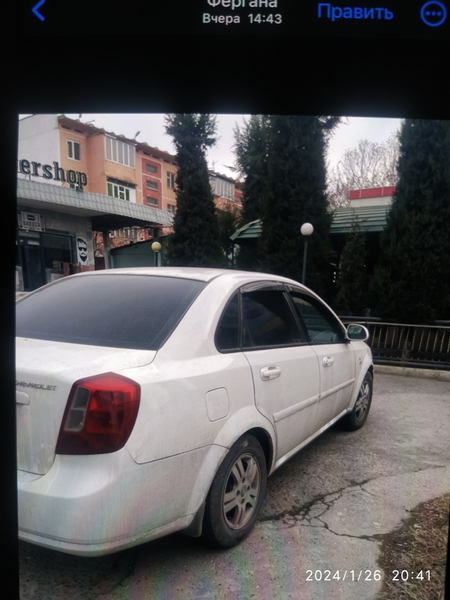 Sotiladi lasseti avtomobili