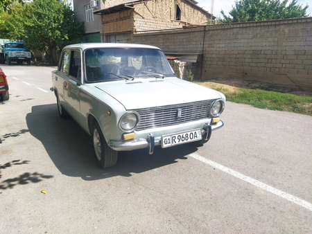 Жигули 2101 сотилади