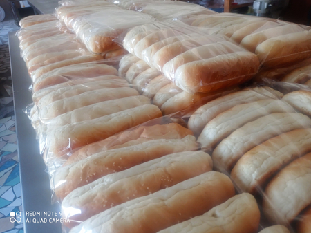 Fast food non mahsulotlari 0.5 metrli xot dog nonlari