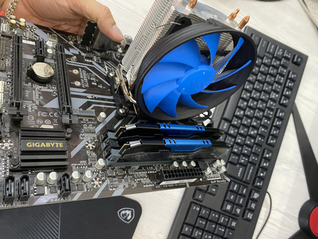 Комплект Gigabyte B450 AM4 + Ryzen5 2600 + 16gb ddr4