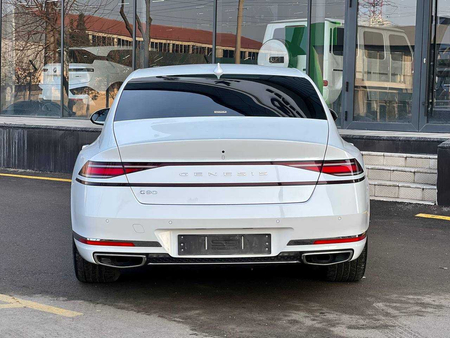 Продается Genesis G90 2022
