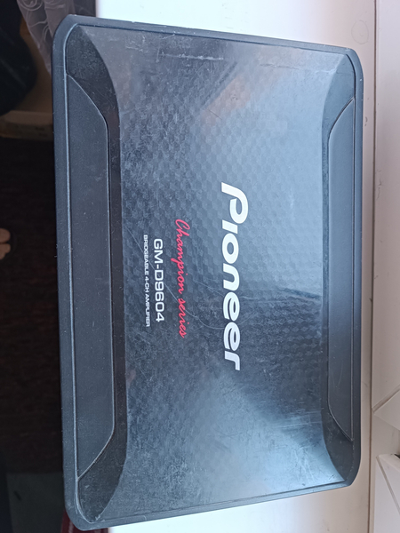 Усилитель Pioneer GM_D9604