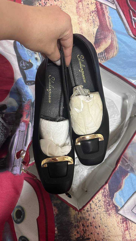 Продаются женские туфли