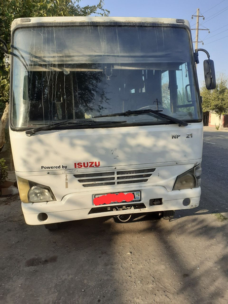 Isuzu aftobus sotiladi