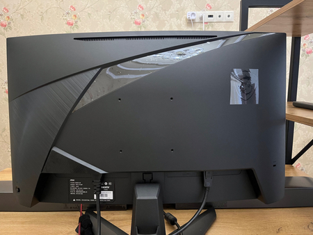 Игровой монитор MSI MAG 27CQ6F-27 (curved)