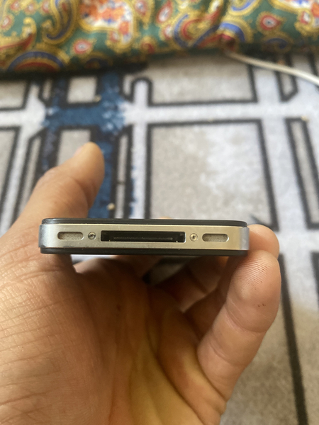 Iphone 4 s ochilmagan usta kurmagan ideal