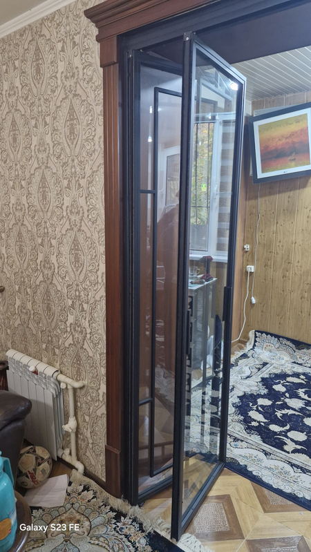 Продам дверь раздвижную.