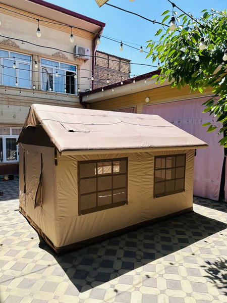 Домик палатка для рыбалки, для охоты и для пикника новый с насосам!