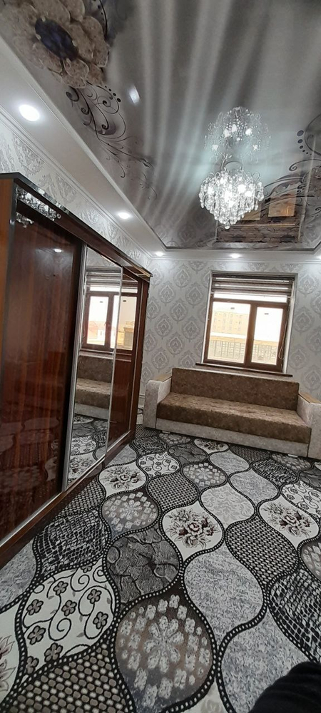 Сдаётся  1 компания квартира