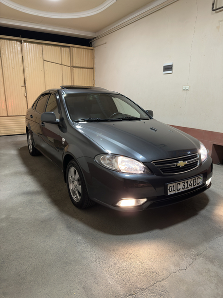 Продаётся Lacetti в отличним состояние