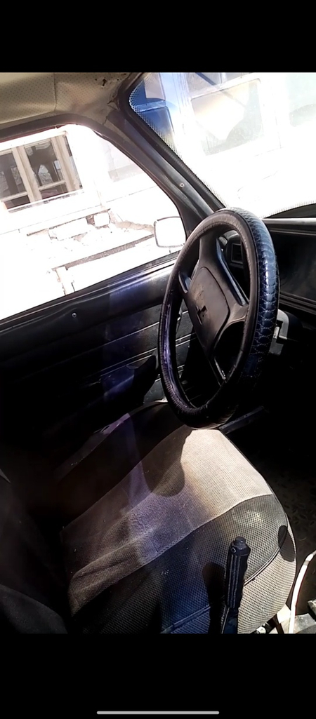 Juguli vaz2105 sotiladi