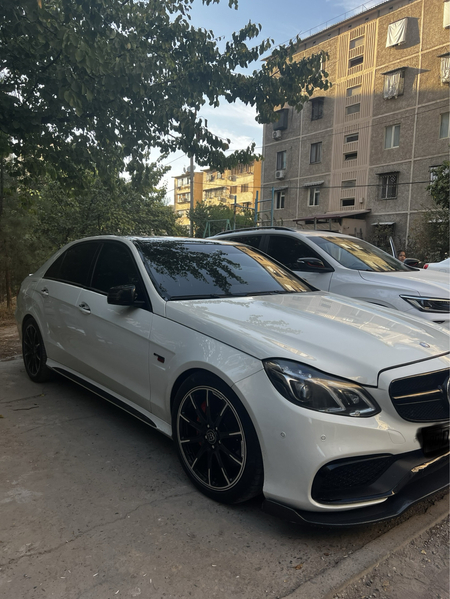 Продается Mersedes E63