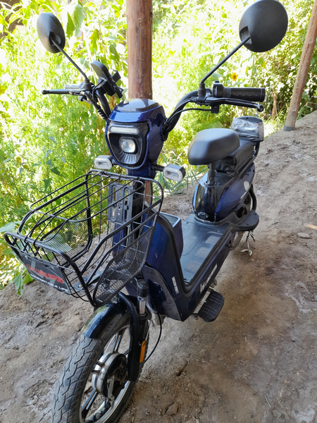 Skuter sotiladi pulini kelishamiz