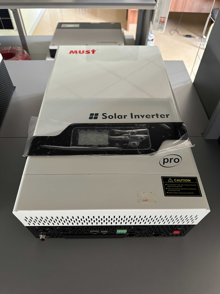 солнечный инвертор MUST PV18-5248 PRO 5,2 кВт (продам дешево)