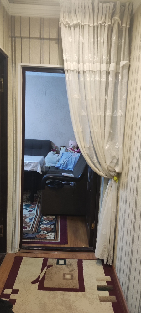 Продается своя 1ком  квартира .Алмазарский район.