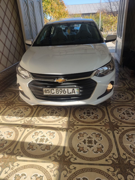 Onix LTZ Turbo sotiladi