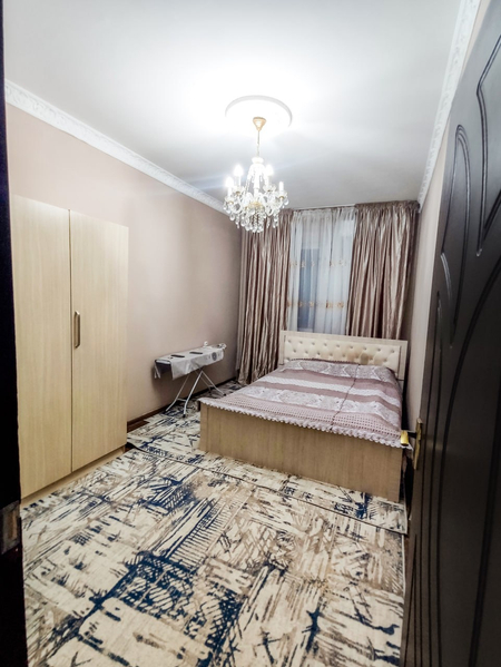 Продаётся СВОЯ Себзар 2 комн./ 8/ 9  отд. Вход С мебелью и Техникой