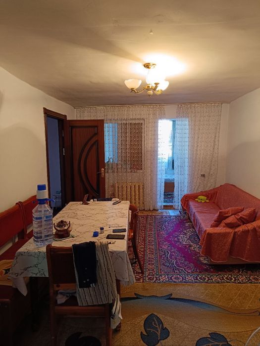 Новомосковская 99я школа 2комн 2эт кирпич рем/ср 52м² серединка 2*6м