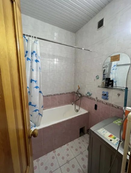 Чиланзар 6кв  2/2/4 Балкон1,5*3м² Общ пл50м²