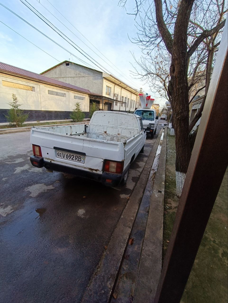Jiguli 2107 pikab sotiladi