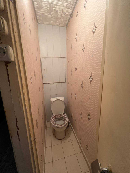 2 Xonali kvartira sotiladi xama mebel jihozlari bilan