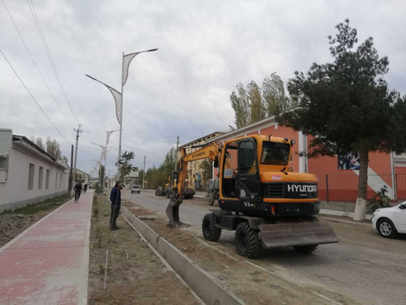 HYUNDAI ROBEX-55W эксковатори сотилади