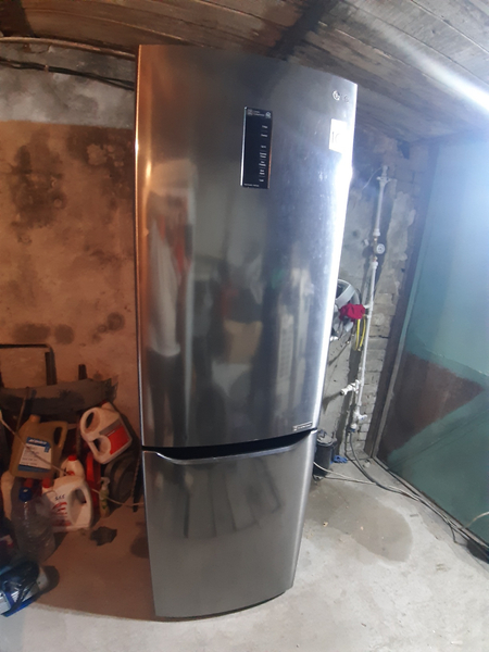Холодильник LG no Frost Inverter