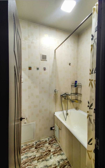 Себзорда 2 хонали квартира 8-каватда,9 каватли, майдони 65 м2