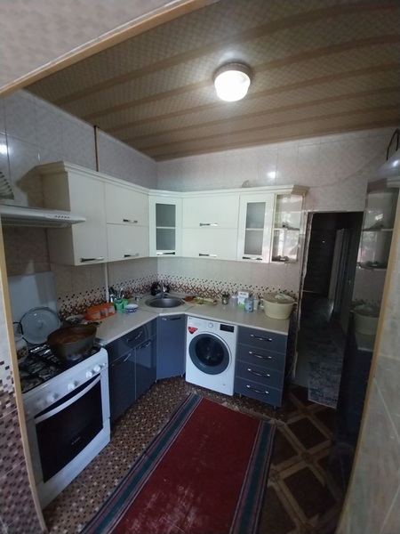 Dom 4 xona 2 etaj 90kv Chirchiqda