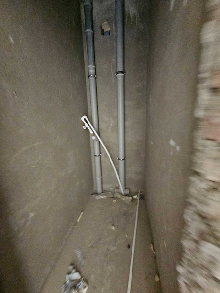 2 xonali 70m³ 3-qavat sotiladi.