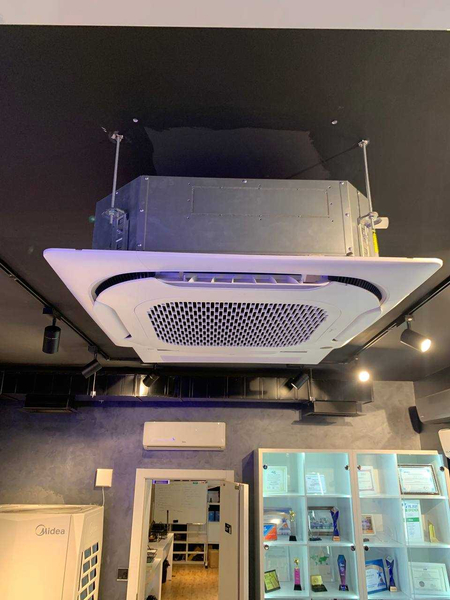 Кассетный кондиционер Midea Inverter / on-Off большом ассортименте !!!