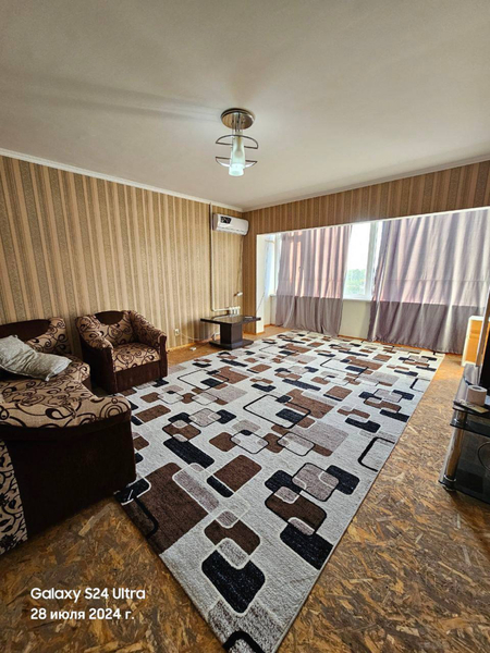Максим Горький Буюк Ипак Йюли метро , 2/7/9 , 65м2 , зал 5*5 , 70 000$