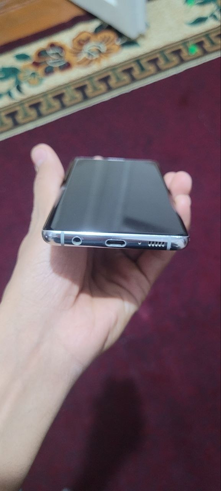 Samsung s10 128/8 gb