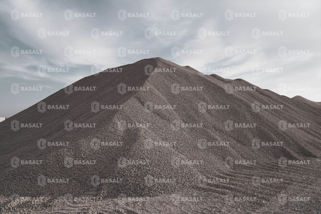 Bazalt shag'al va xanjar