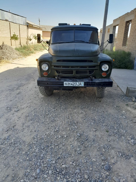 Zil vodavoz juda yaxshi holatda