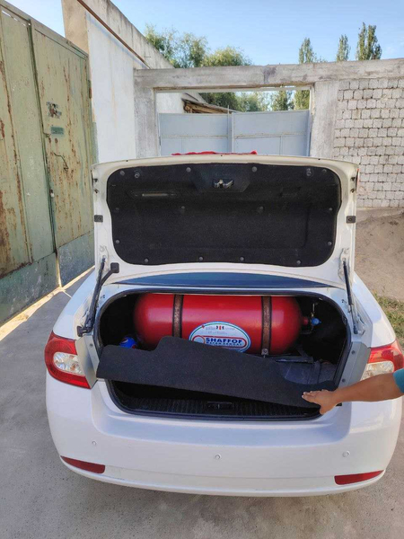 Chevrolet Epica сотилади