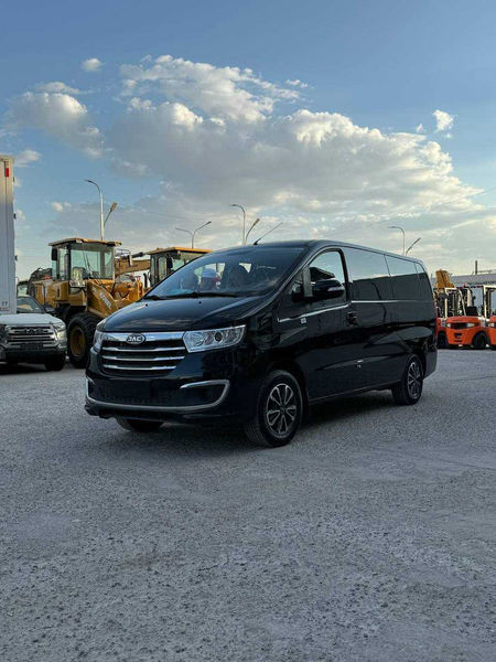 JAC M3 : минивен сиз истаган усулда сотиб олиш имконияти!