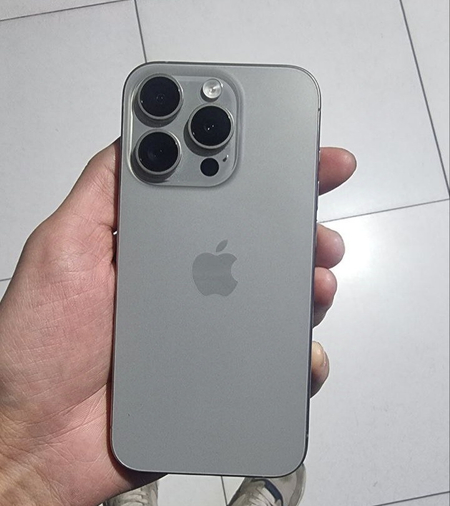 iPhone 15 pro sotiladi srochno