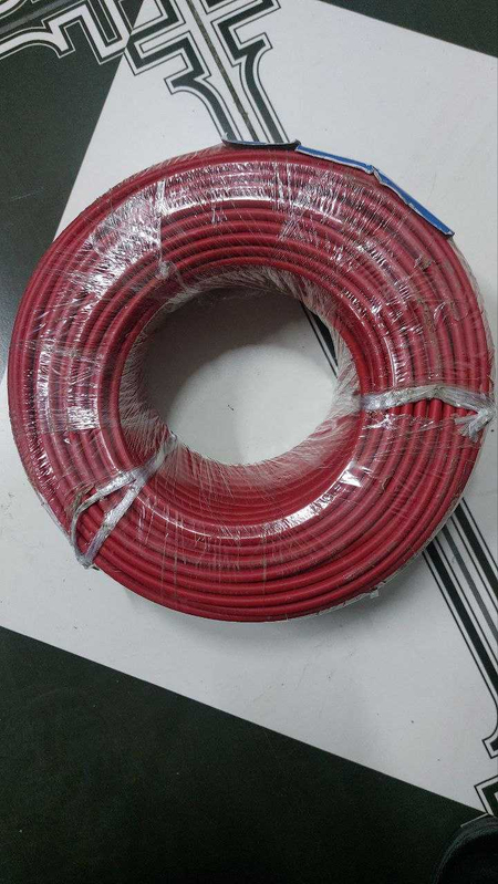 Quyosh panellari uchun cabel.