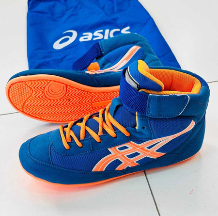 Barsofka ASICS MQ