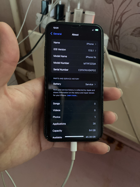 Apple iphone xs 64gb 79%