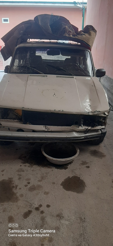 Vaz 2104 avarenniy xojatda sotiladi yili 1990 kim qanchaga oladi
