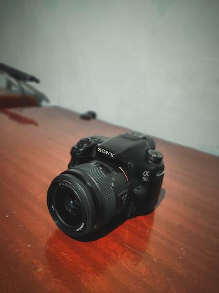 Sony Alpha 58 Kamera Sotiladi
