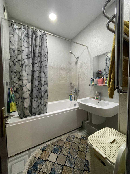 Продаю Карасу-6, 3-4/5/9, 100м² , 2 балкона 2х4 и 2х6