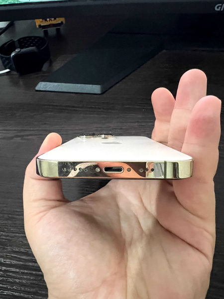 Идеал iPhone 13 Pro Gold 256 gb 86% батарейка + бонус чехол USA за $20