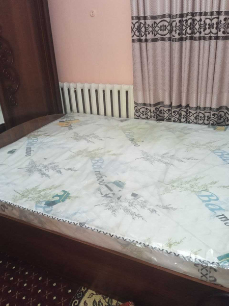 Spalniy mebel, shkaf, kravat, oyna tryumo