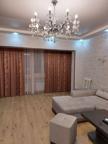 Продается 2х ком. квартира, ор-р: Тата гостиница,  60м2