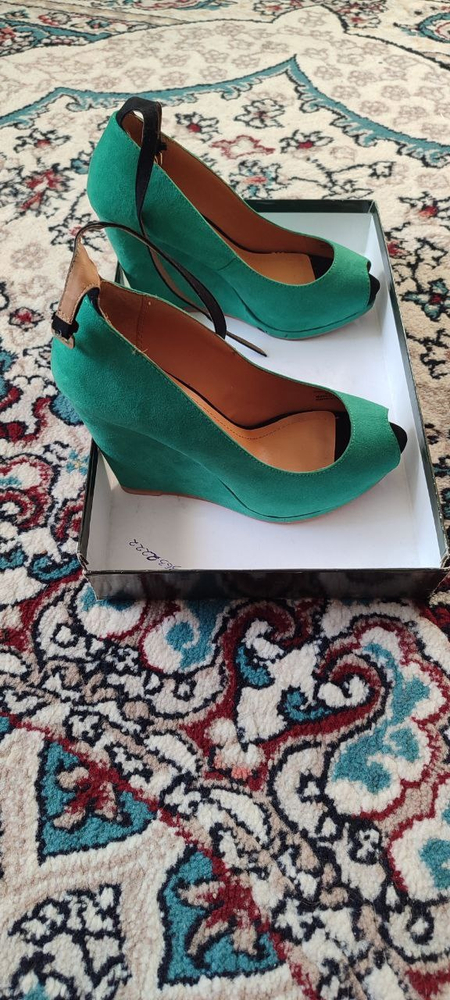 Продам Zara босаножки