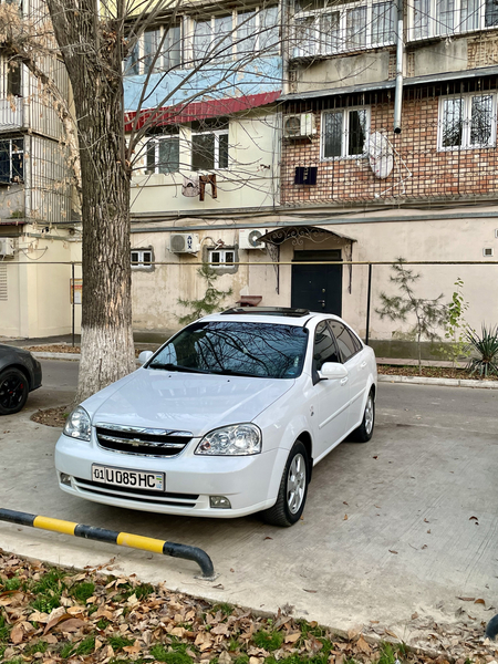 Lasetti 1.8 avtomat